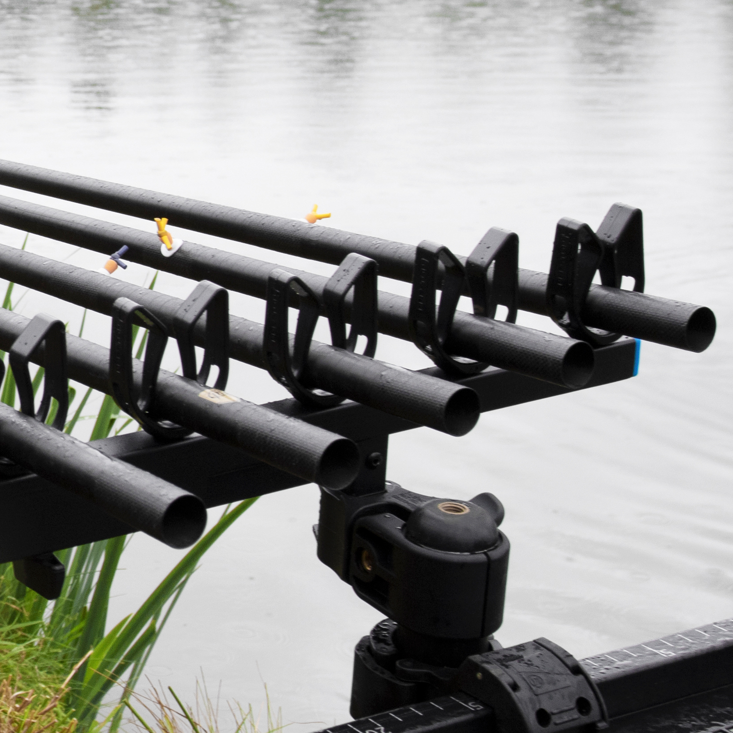 Preston Offbox Extending Gripper Roost | Angling Direct