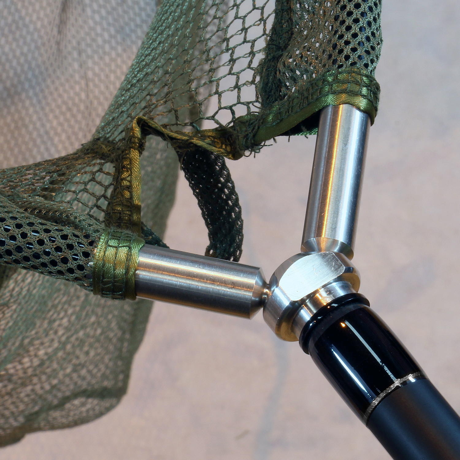 Sonik Dominator X Landing Net | Angling Direct