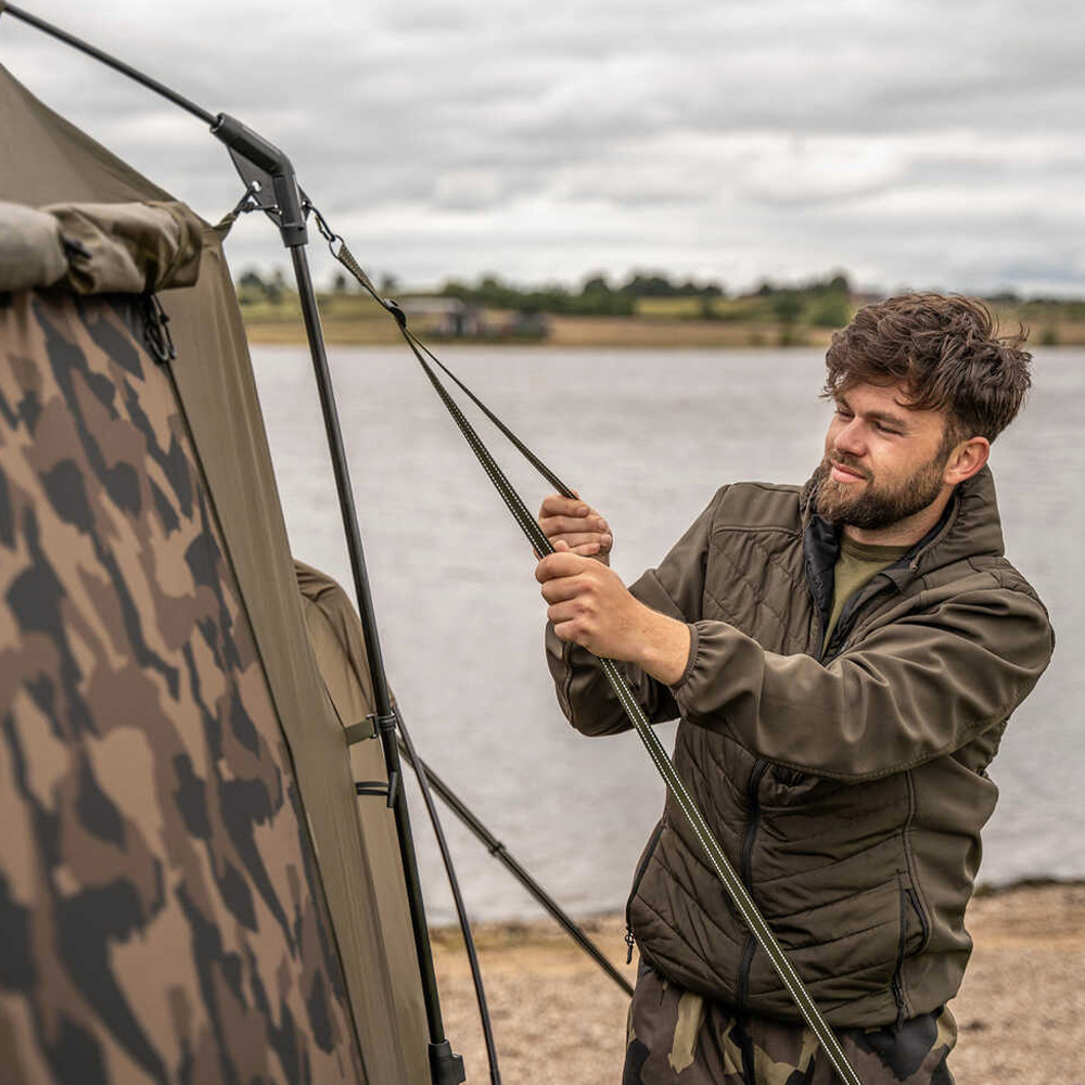 Avid Carp Revolve Screen House XT | Carp Fishing Shelter | Angling Direct