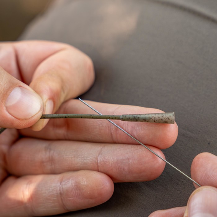 Avid Carp Outline FleckTone Sinking Rig Tube