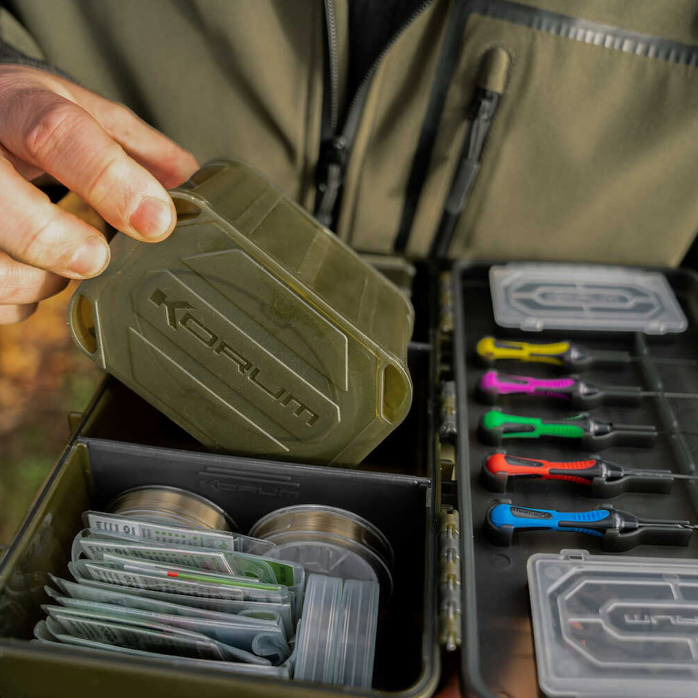 Korum Roving Blox: Robust, Customisable Tackle Box