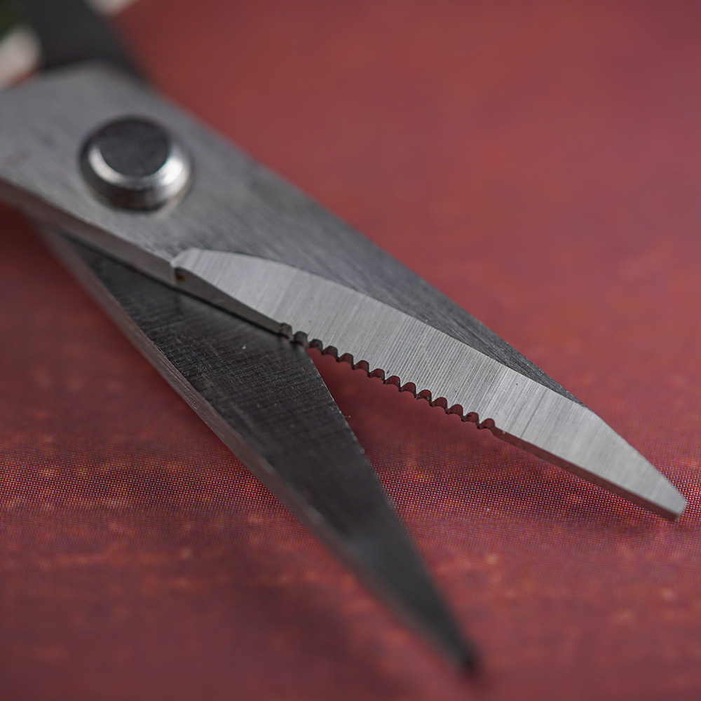 OMC Sunny Skizza Fishing Scissors | Sharp & Dual-Edged