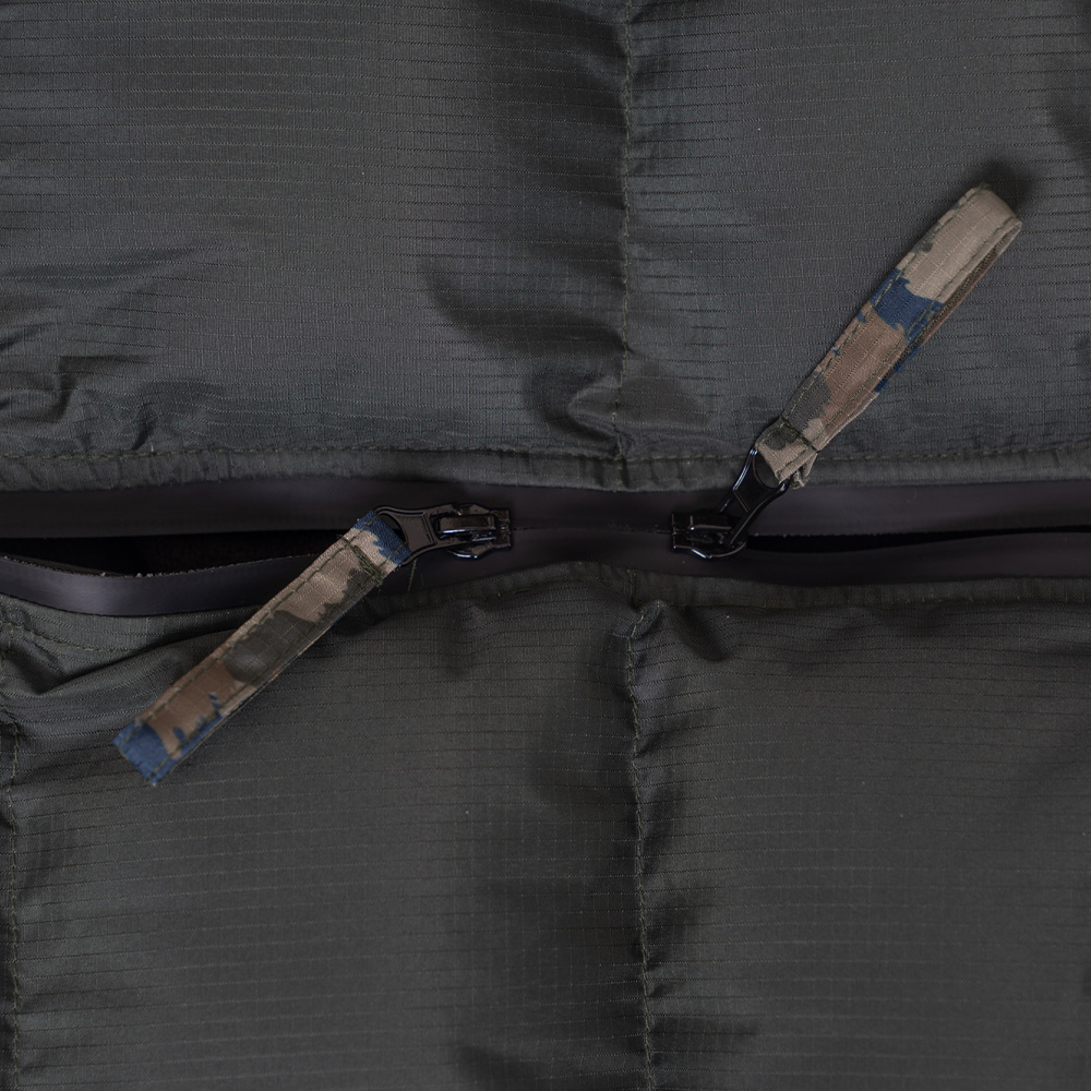 OMC Splashleaf Camo Puffer Jacket Bundle