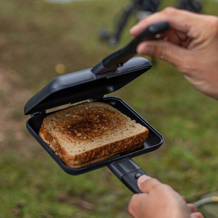 RidgeMonkey Compact Toaster: Elevate your outdoor cooking!