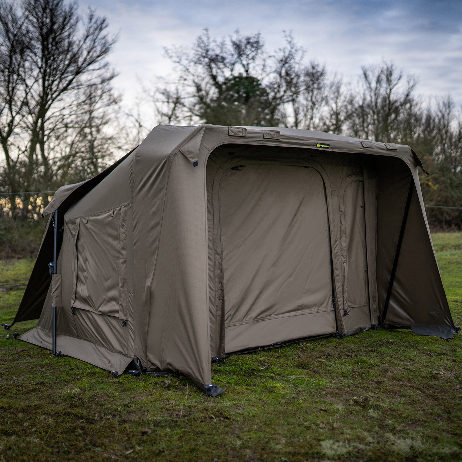 RidgeMonkey Escape XF1 Compact 1 Man Bivvy | Angling Direct